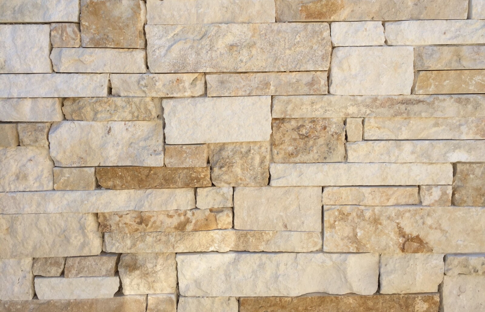 Texana Gold Ledgestone - Alamo Stone